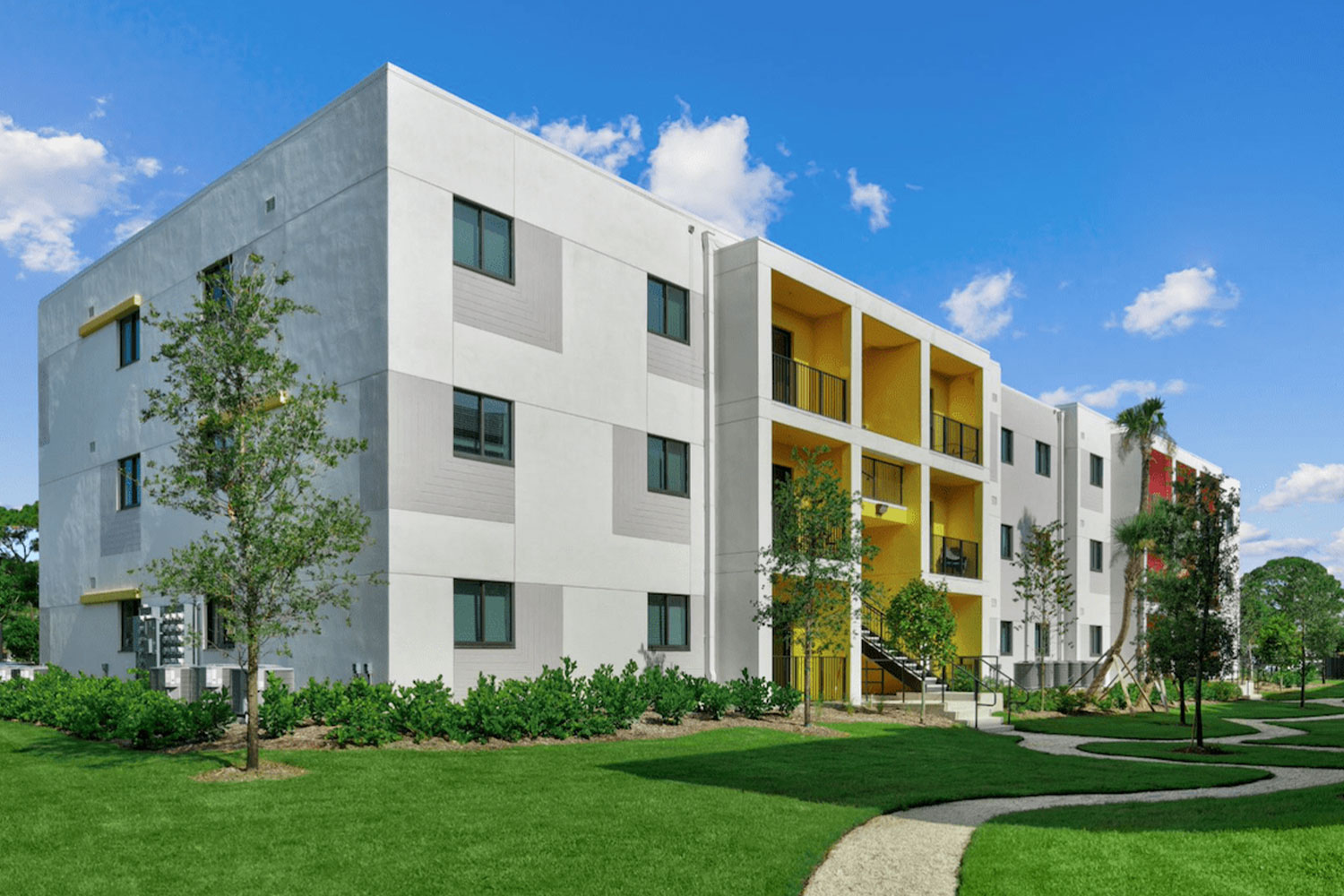 Florida Multifamily Housing Complex Built Using Lego Block–Like System ...